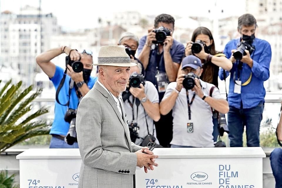 Hará Jacques Audiard Bailar Y Cantar A Narcos Mexicanos