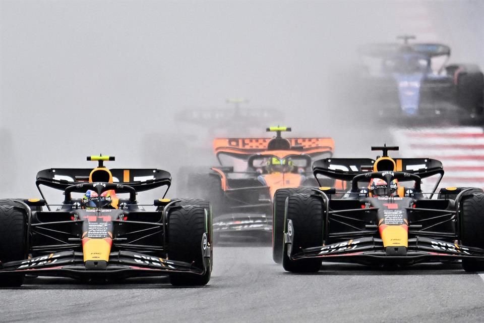 Max Verstappen gana Sprint en Austria; Checo es segundo