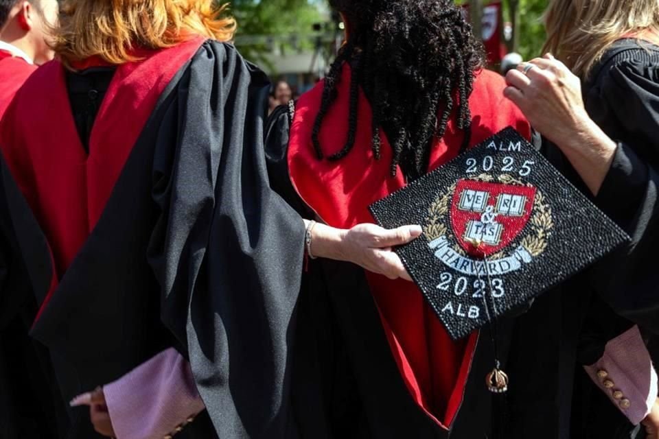 Marca disputa con Trump ceremonia de graduación en Harvard