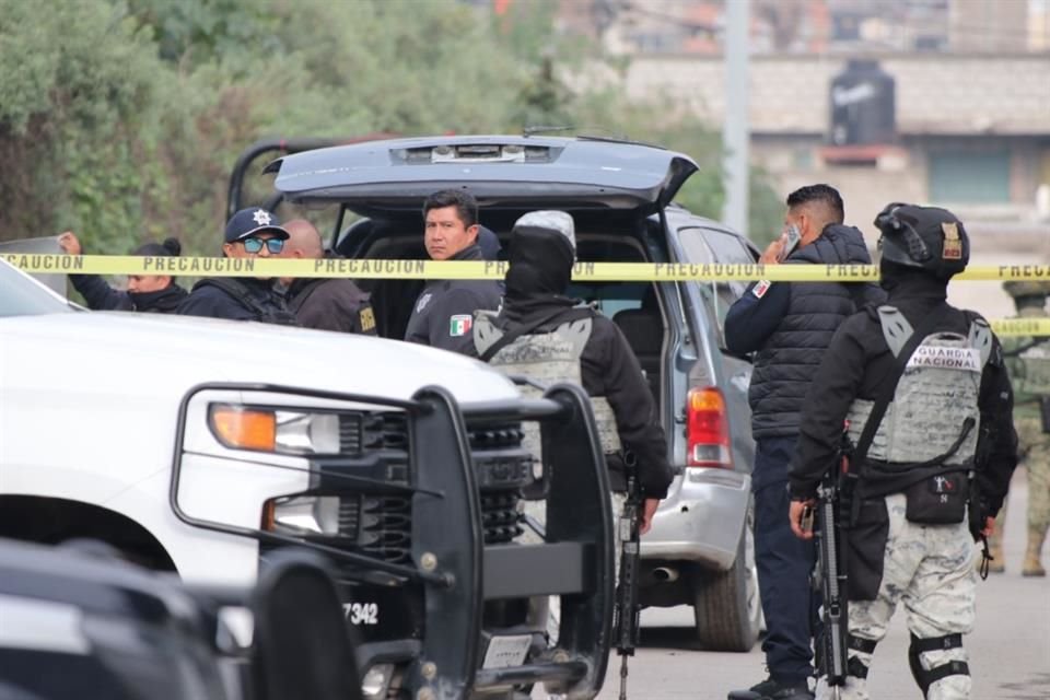 Hallan un cadáver con signos de violencia en Tultitlán