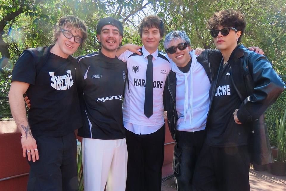 Sorprende CD9 con Pop Up y nueva música para fans